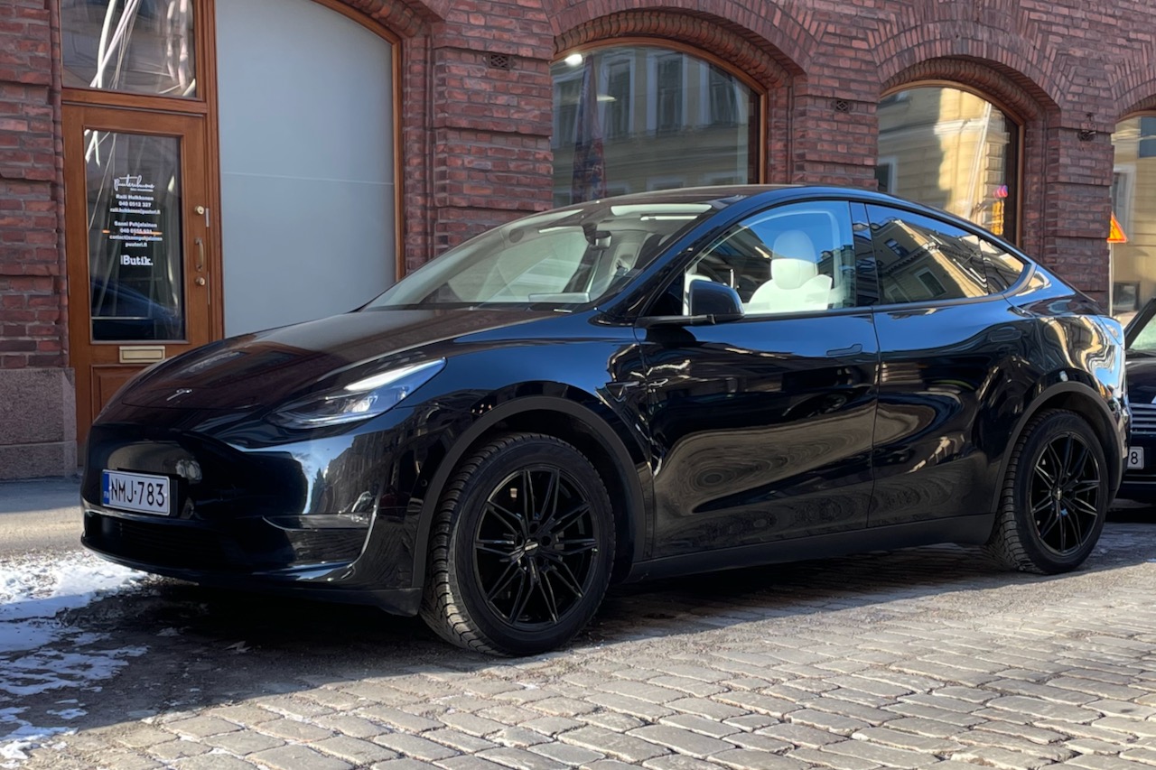 Rent a Tesla from its owner